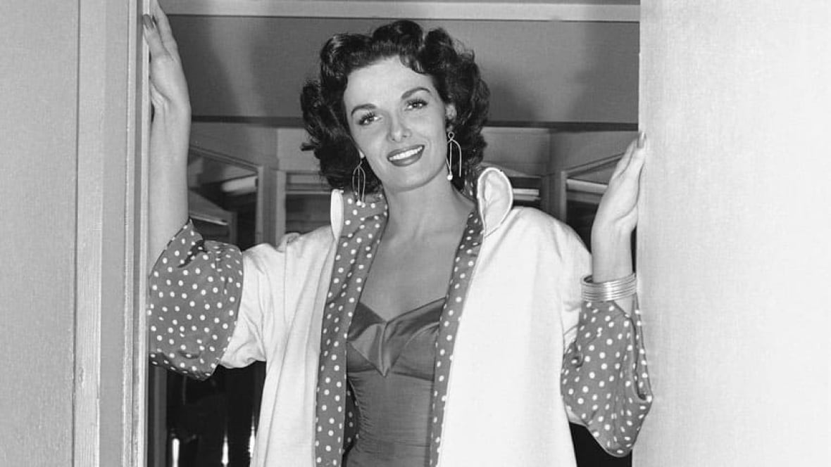 Actress Wwii Pinup Jane Russell Dies Arts And Entertainment Cbc News