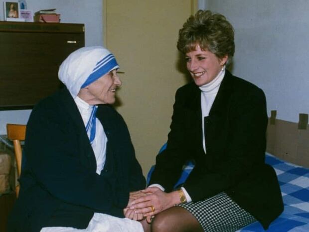 Mother Teresa And The Severe Scrutiny Of The Modern Crowd Cbc News