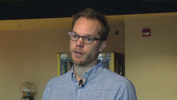 High arsenic levels found in some Yellowknife-area lakes | CBC News High arsenic levels found in some Yellowknife-area lakes | CBC News