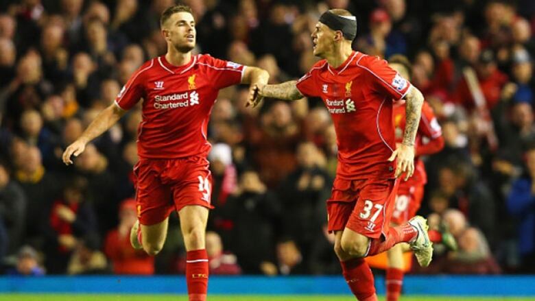EPL: Liverpool gets late equalizer, draws with Arsenal | CBC Sports EPL: Liverpool gets late equalizer, draws with Arsenal | CBC Sports
