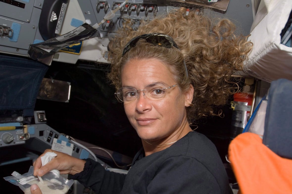 The advisory committee can deprive Julie Payette of the Canadian Medal - JusticeNewsFlash.com