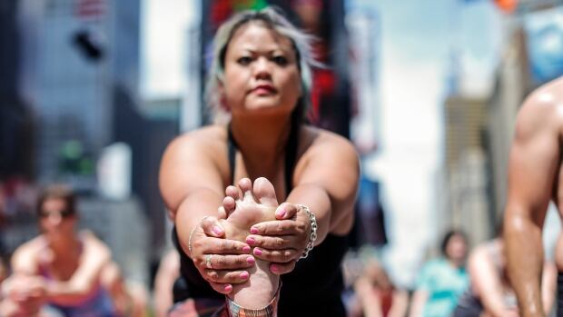 How to trick yourself into getting more exercise, according to a psychologist | CBC News