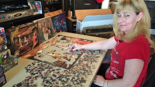 Windsor Woman Applies For Jigsaw Puzzle Guinness World Record CBC News
