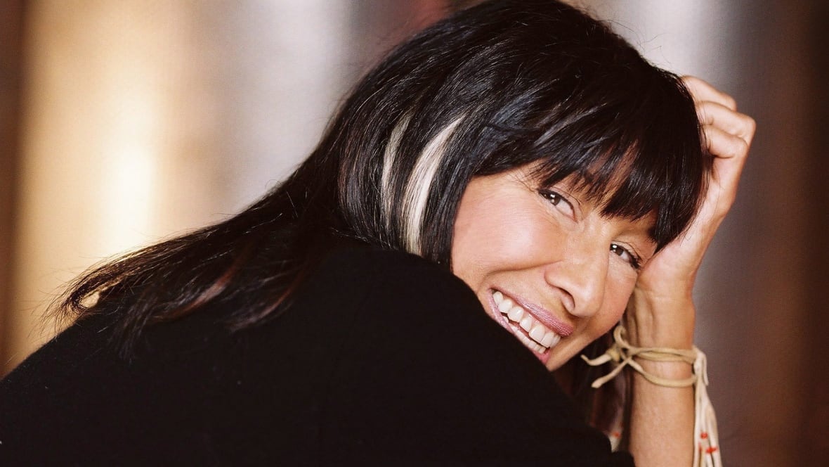 What Does Buffy Sainte Marie Believe Home Tapestry With Mary Hynes