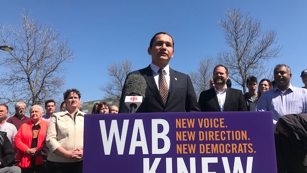 Wab Kinew endorsed by fellow MLA | CBC News