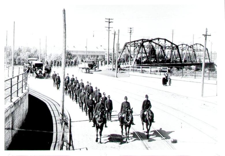Calgary Police Mark 100 Years Since First Officer Killed In The Line Of