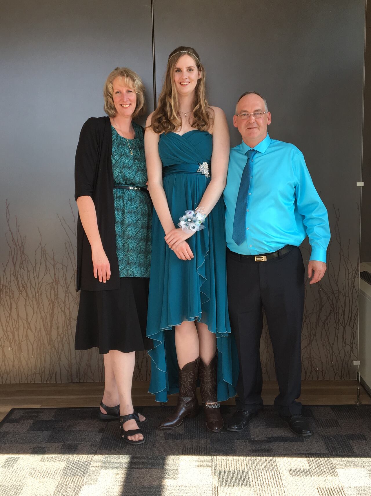 Tall Women Vermont Folk Troth