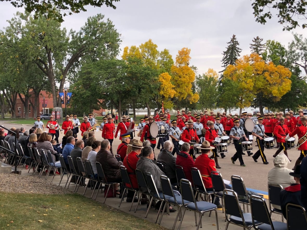 Rcmp Memorial Honours Fallen Members In Regina Cbc News 3288