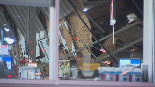 Roof Collapses On 24 hour Supermarket In Terrebonne Que CBC News roof-collapses-on-24-hour-supermarket-in-terrebonne-que-cbc-news