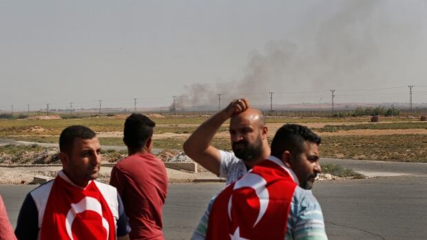 Hundreds Of Isis Affiliated Foreigners Escape Syria Camp After Turkish