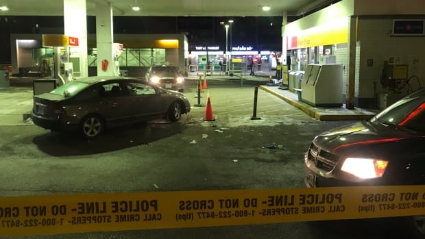Targeted Triple Shooting Along Toronto Highway Leaves 1 Dead 2 Others