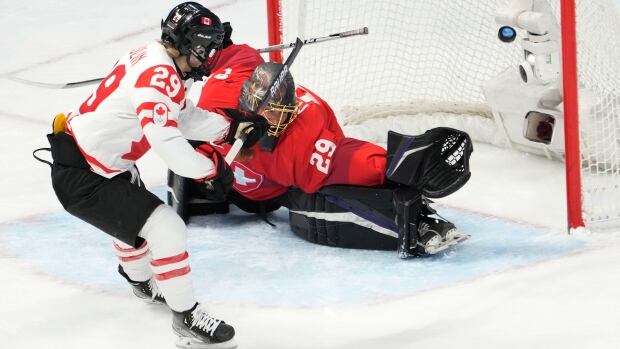 Canada Advances To Gold Medal Game In Womens Hockey Other Highlights