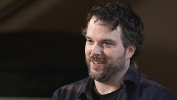 How are ya, Tom Power? The art of the interview with Q's host | CBC News