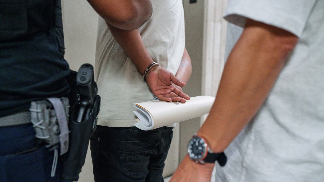 ICE arrests 84 people in raid at Louisiana racetrack | CBC News