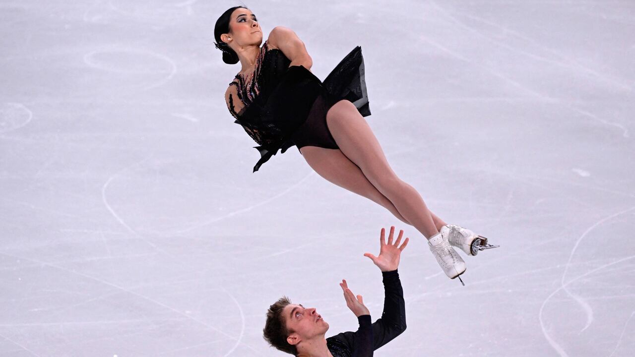 ISU Grand Prix of Figure Skating Cup of China Pairs short