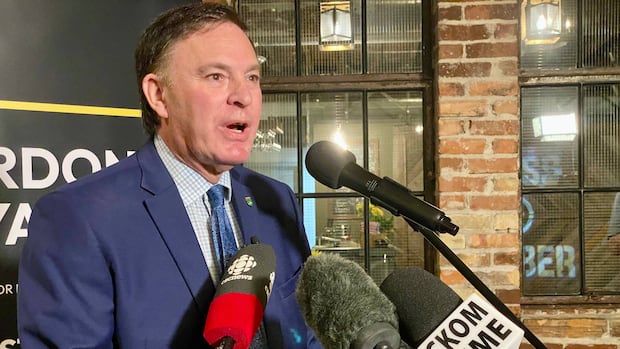 Gordon Wyant Cynthia Block Announce Saskatoon Mayoral Campaigns Cbc News